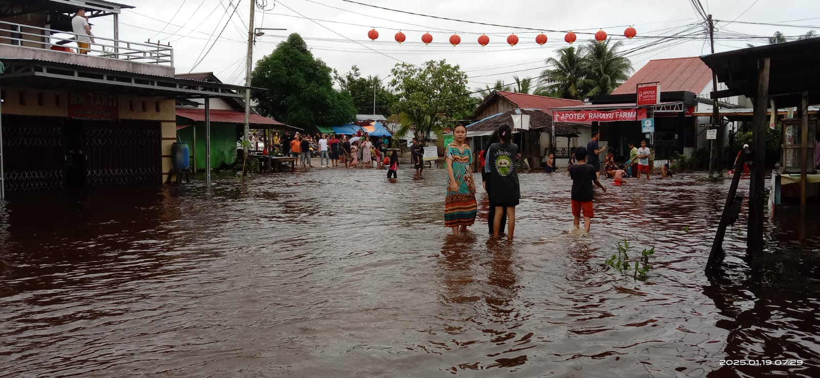 PENDANGKALAN DAERAH ALIRAN SUNGAI PENYEBAB UTAMA BANJIR DI PUSAT ADMINISTRASI KECAMATAN PALOH ...